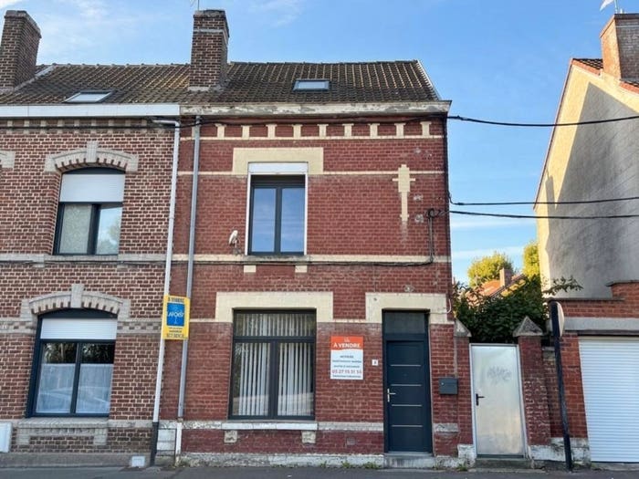 Maison 6 pièces à Valenciennes, à vendre