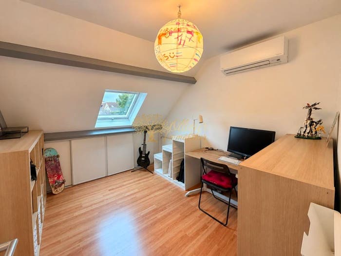 Maison 5 pièces à vendre à Pontault-Combault, Centre commercial