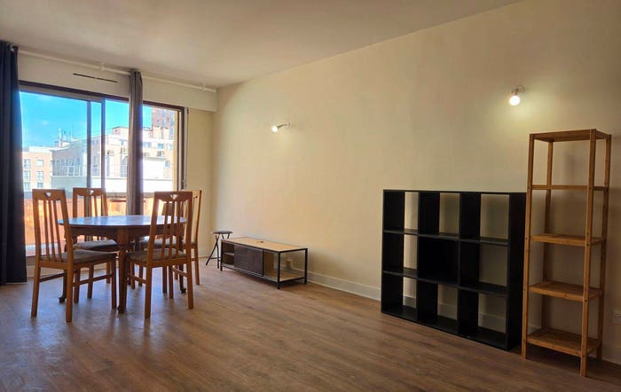 Télégraphe-Pelleport Saint Fargeau, Paris 20ème arrondissement : Appartement 2 pièces à louer