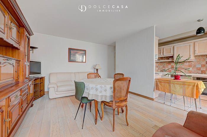 Neuilly-sur-Marne, Primevères, Chanoux : Appartement 3 pièces à vendre