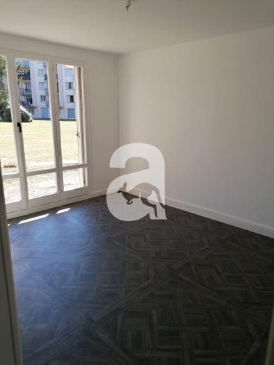 Soissons, Saint-Waast : Appartement 1 pièce à louer