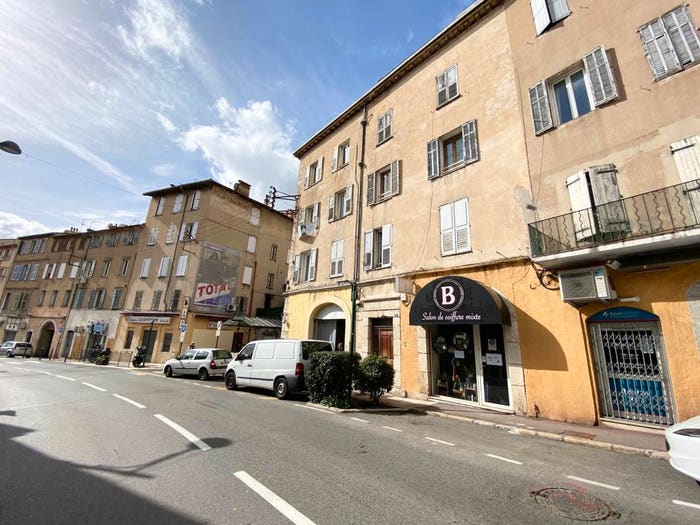 Appartement 3 pièces à vendre - Grasse, Centre-ville Sud
