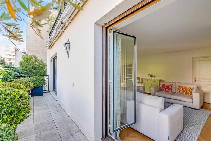 Paris 16ème, Passy, Maison de la Radio, Muette-Sud : Maison 5 pièces à vendre