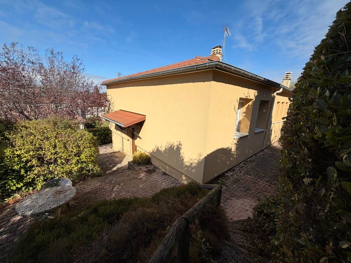 Maison 4 pièces à Villars, à vendre
