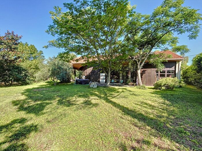 Maison 6 pièces à Laurabuc, à vendre