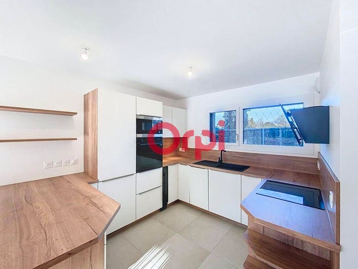 Appartement 2 pièces à Nord, Saint-Julien-en-Genevois, à louer