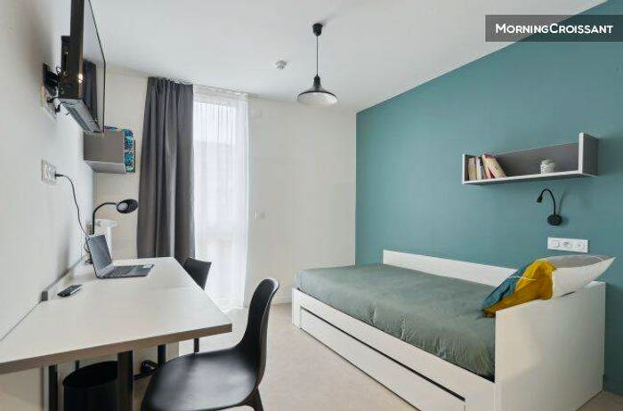 Pvé Neuf-Mont d'Est, Noisy-le-Grand : Appartement 1 pièce à louer