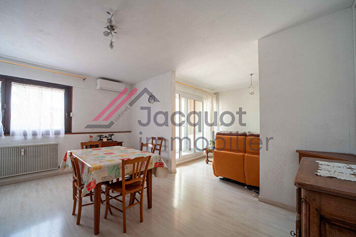 Lons-le-Saunier, Marjorie : Appartement 3 pièces à vendre