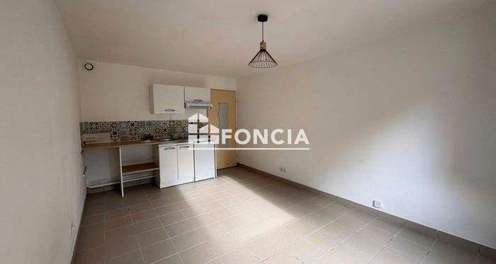 Saint Leu-Notre Dame, Amiens : Appartement 1 pièce à louer