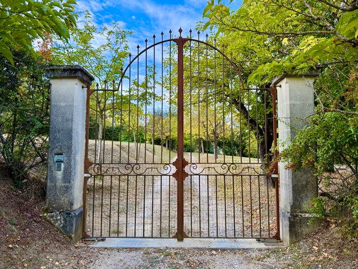Maison 6 pièces à Dauphin, à vendre