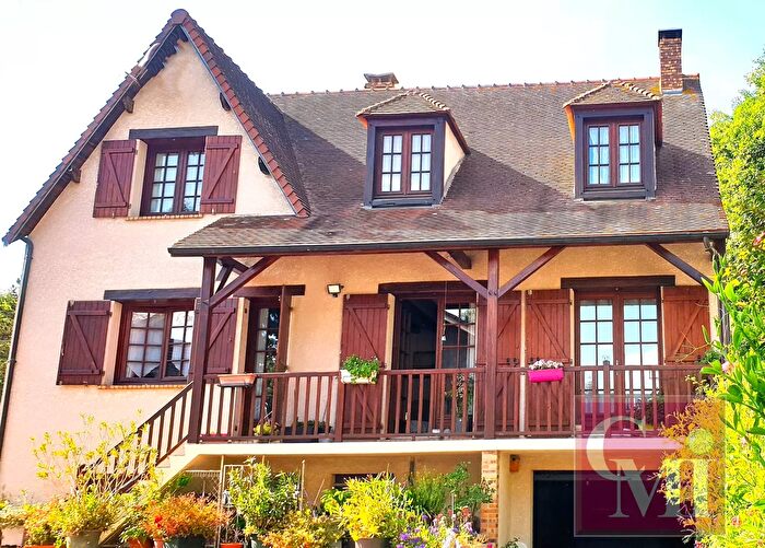Saint-Chéron - Maison 8 pièces à vendre