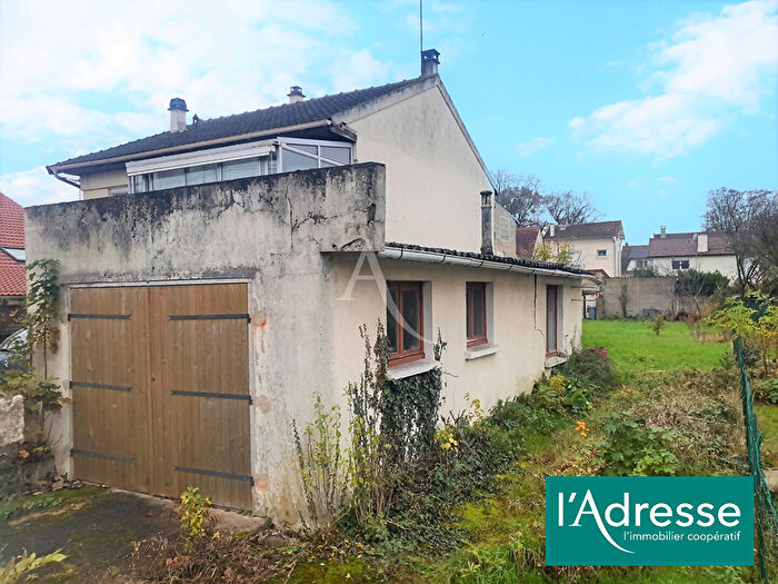 Morsang-sur-Orge, Langevin : Maison 1 pièce à vendre