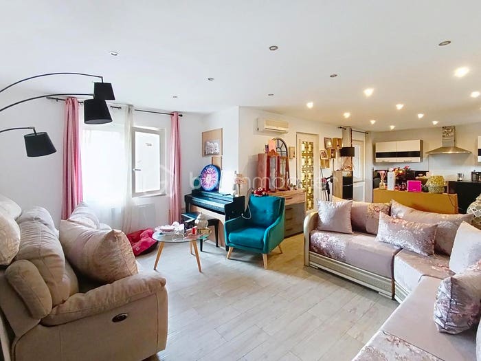 Saint-Jean-de-Moirans : Appartement 3 pièces à vendre