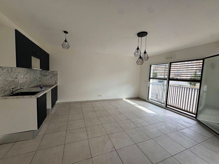Oiselet la Grive, Bourgoin-Jallieu - Appartement 3 pièces à louer
