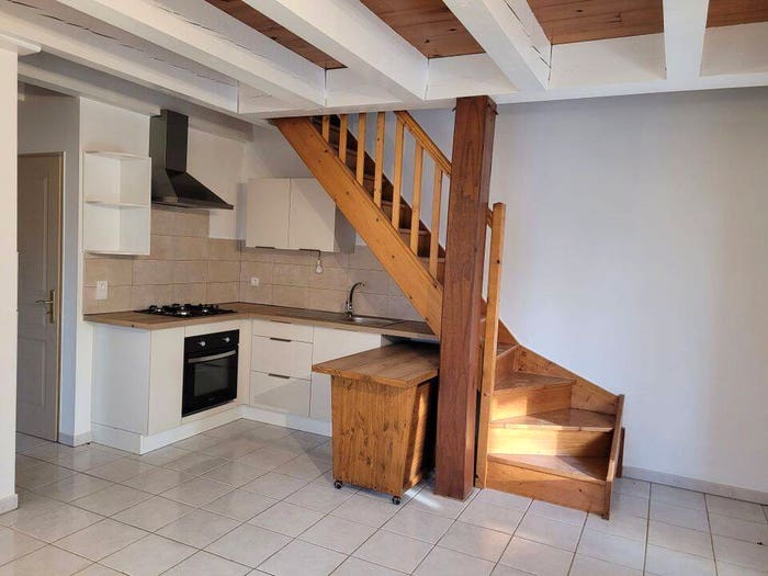 Appartement 3 pièces à louer à Chauzon