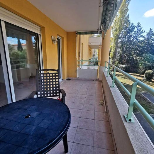 Arènes, Saint-Raphaël : Appartement 2 pièces à louer