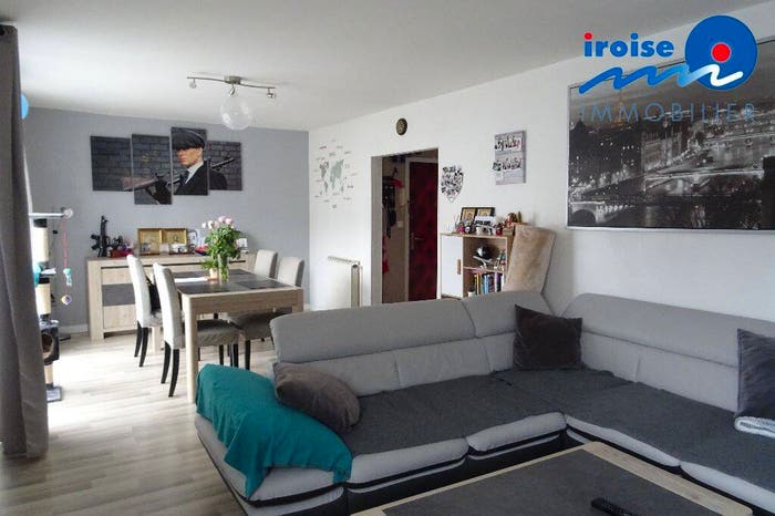Europe, Brest : Appartement 5 pièces à louer