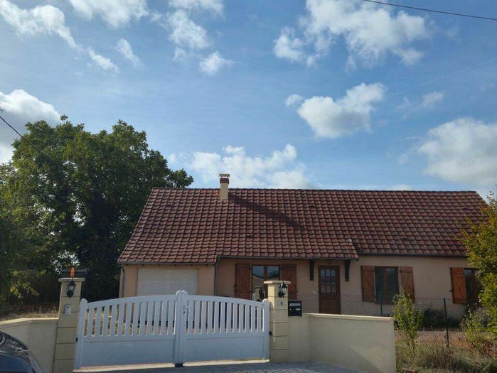 Pougny : Maison 4 pièces à louer