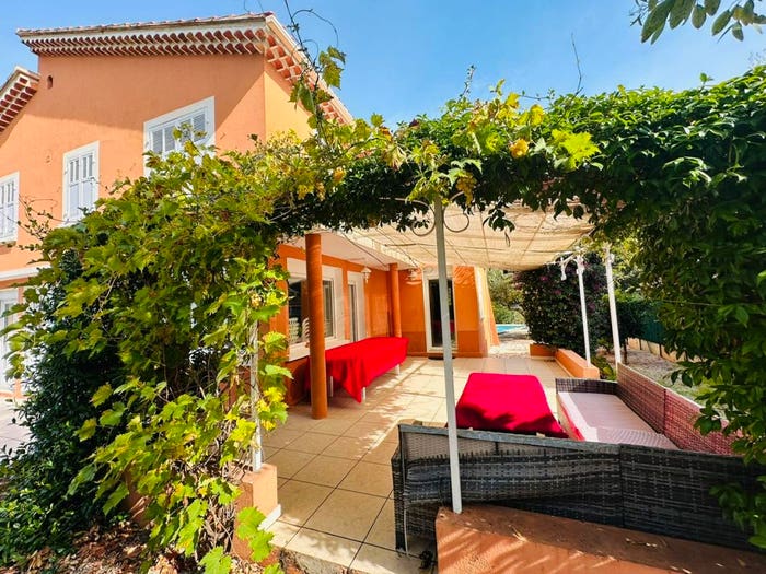 Maison 6 pièces à Six-Fours-les-Plages, Font de Fillol, Rayolet, Le Brusc, à vendre