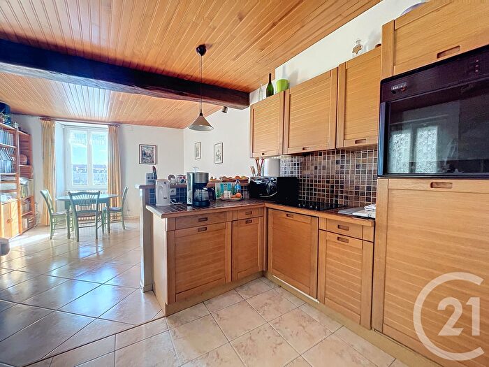 Appartement 3 pièces à vendre à Montereau-Fault-Yonne, Ville haute