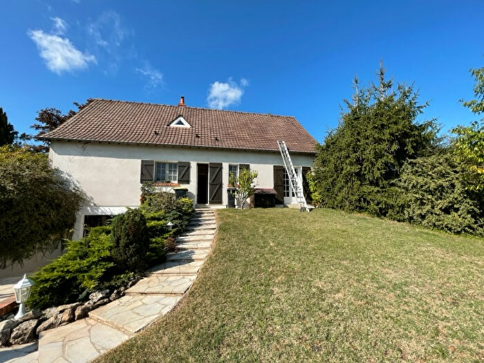 Maison 8 pièces à vendre à Marcilly-en-Villette