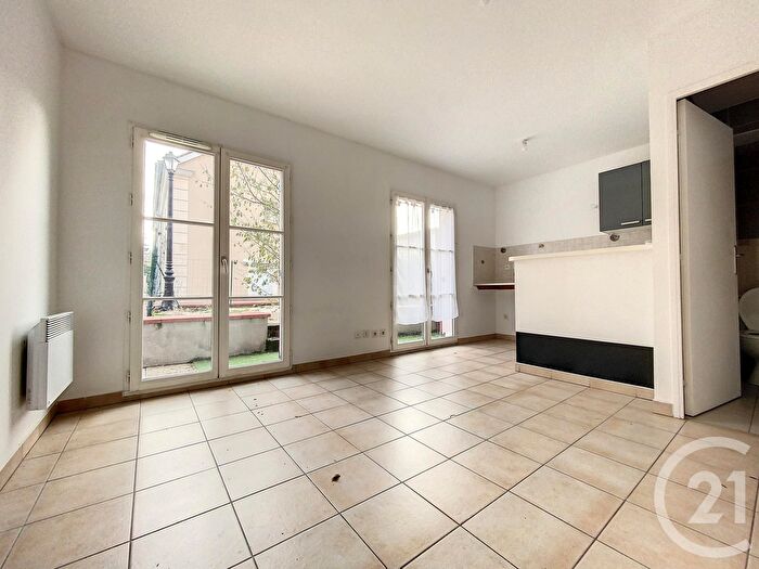 Montereau-Fault-Yonne, Ville basse : Appartement 1 pièce à vendre