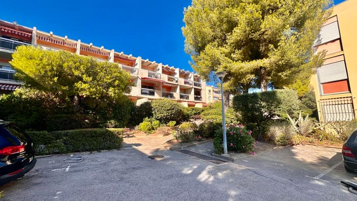Bandol : Appartement 1 pièce à vendre