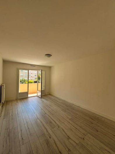 Pont-du-Las, Toulon - Appartement 1 pièce à louer