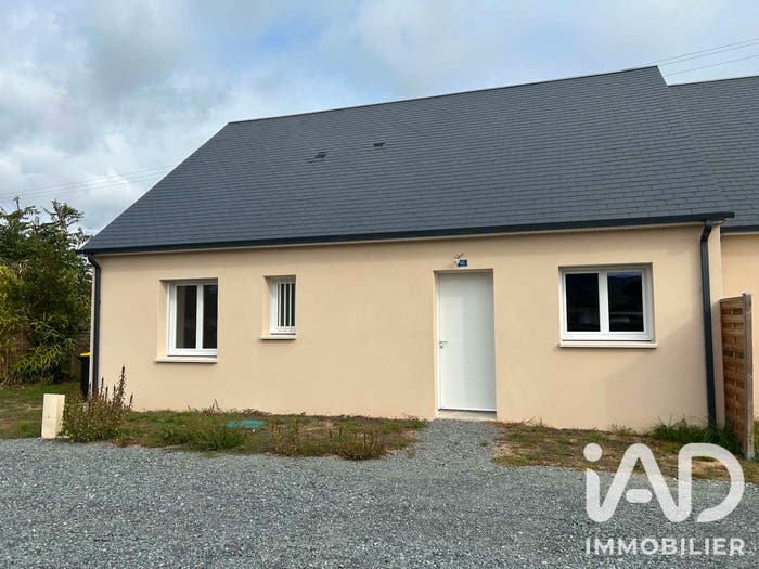 Maison 4 pièces à vendre à Briollay