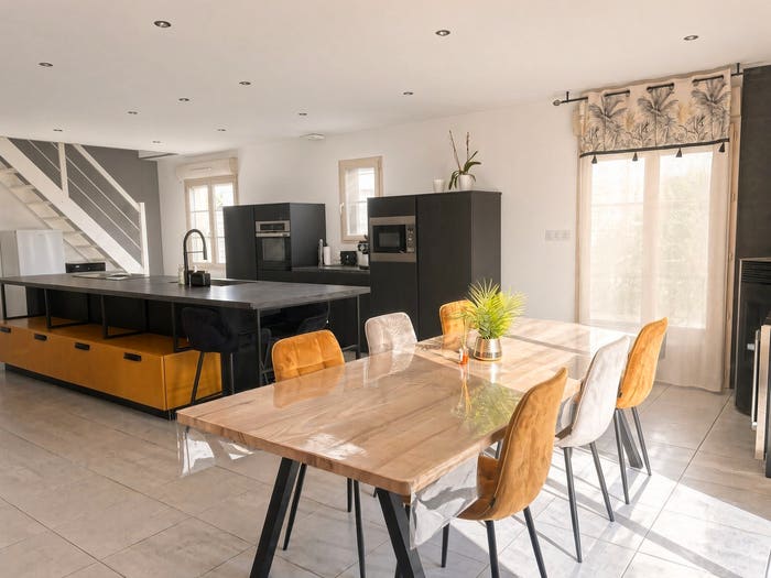 Meigné - Maison 7 pièces à vendre
