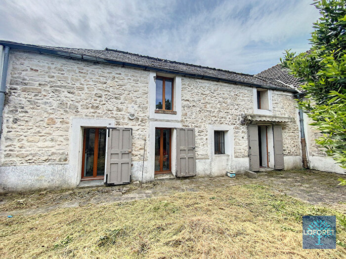 Vayres-sur-Essonne : Maison 4 pièces à vendre