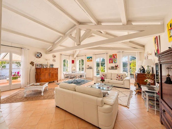 Maison 7 pièces à Pézenas, à vendre