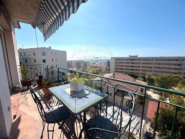 Nice, Corniche Fleurie - Appartement 3 pièces à vendre