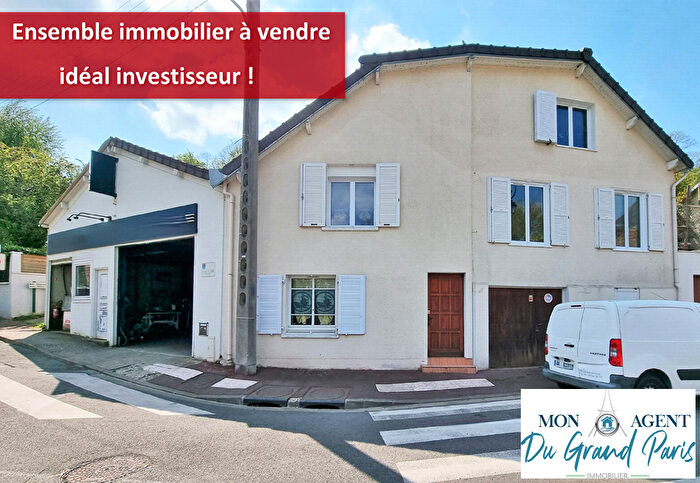 Jouy-en-Josas : Maison 12 pièces à vendre