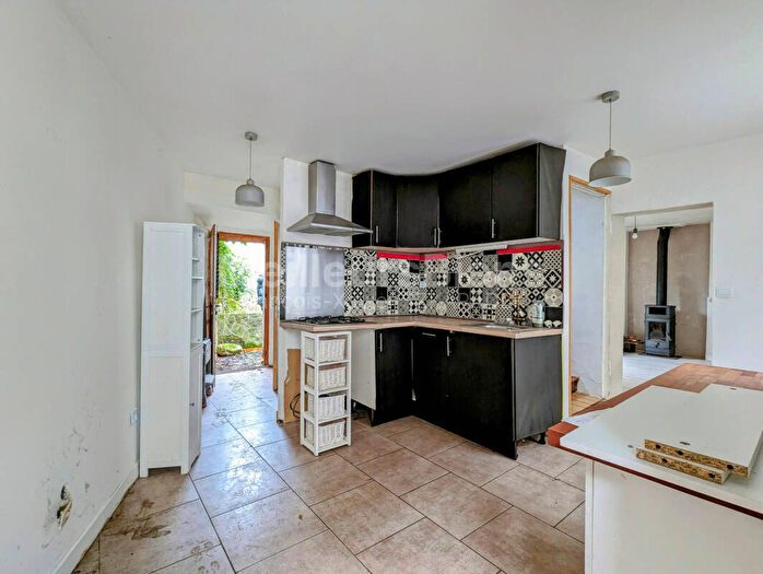 Maison 5 pièces à Limay, Centre-ville, à vendre