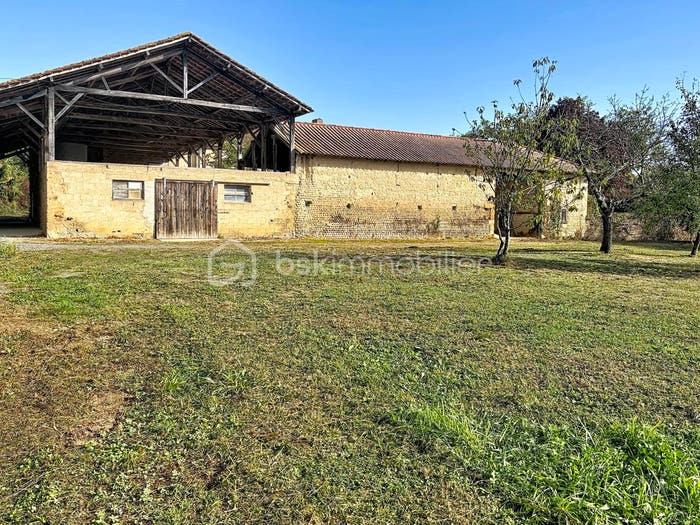 Maison 9 pièces à Mirande, à vendre