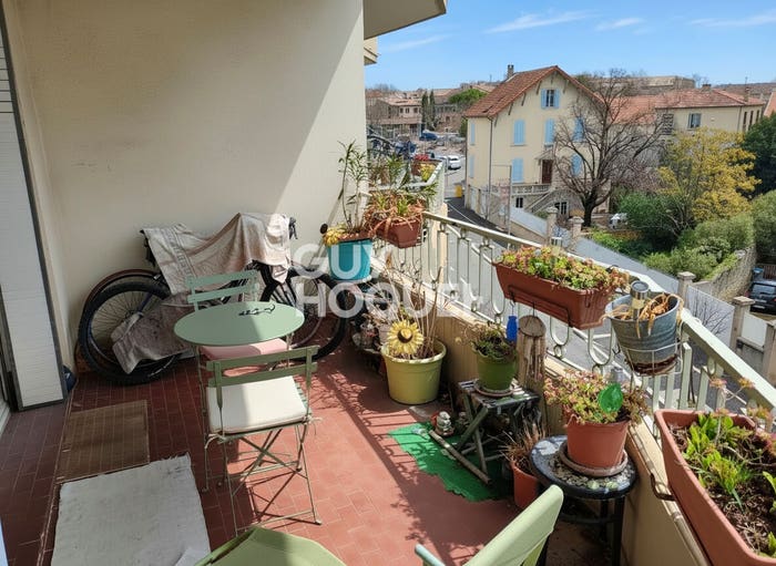 Carpentras, Coeur de Ville - Appartement 1 pièce à vendre