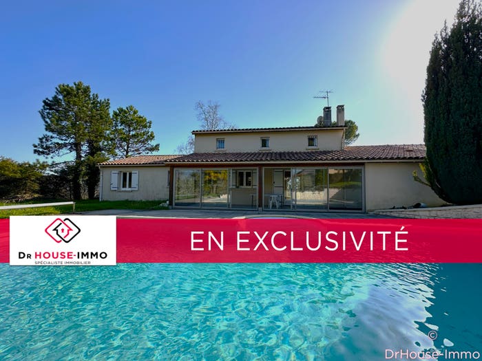 Saint-Amant-de-Montmoreau : Maison 6 pièces à vendre