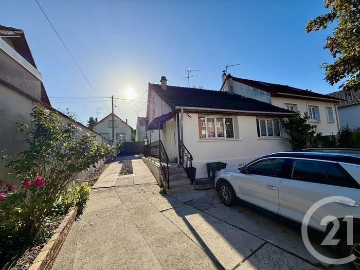 Maison 5 pièces à vendre à Livry-Gargan, Zones Commerciales