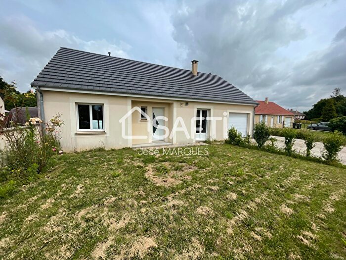 Beaune-la-Rolande : Maison 4 pièces à vendre