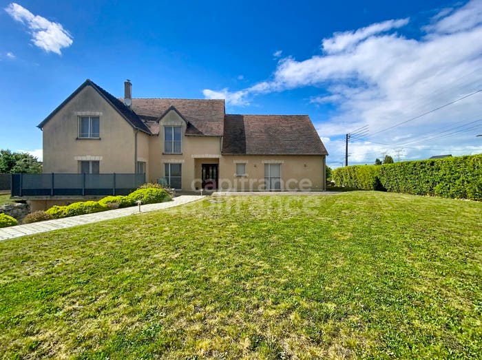 Maison 7 pièces à Saint-Avertin, Centre-ville, à vendre