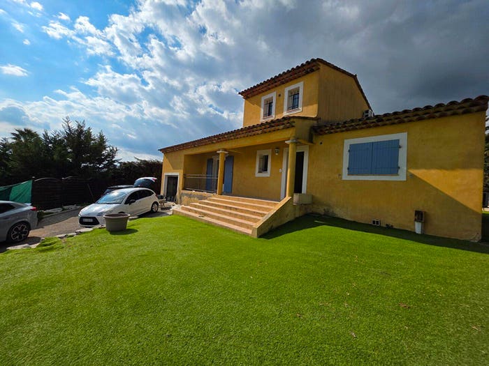 Maison 5 pièces à Carros, à louer