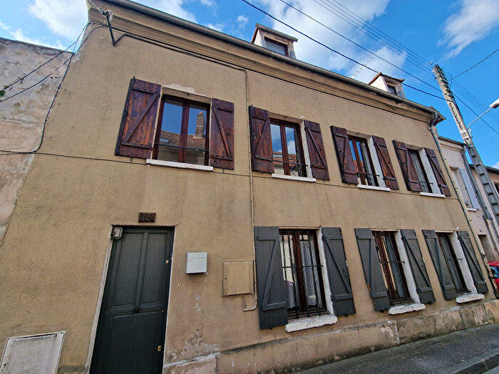 Maison 6 pièces à vendre - Limay, Centre-ville