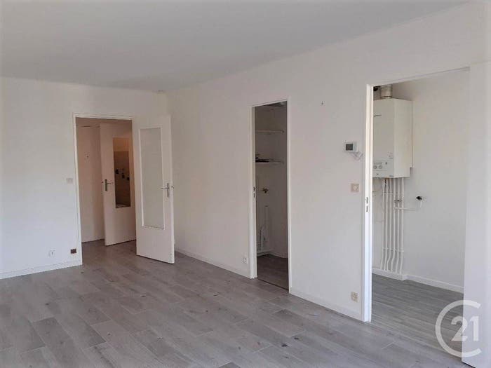 Appartement 1 pièce à louer à Maurepas