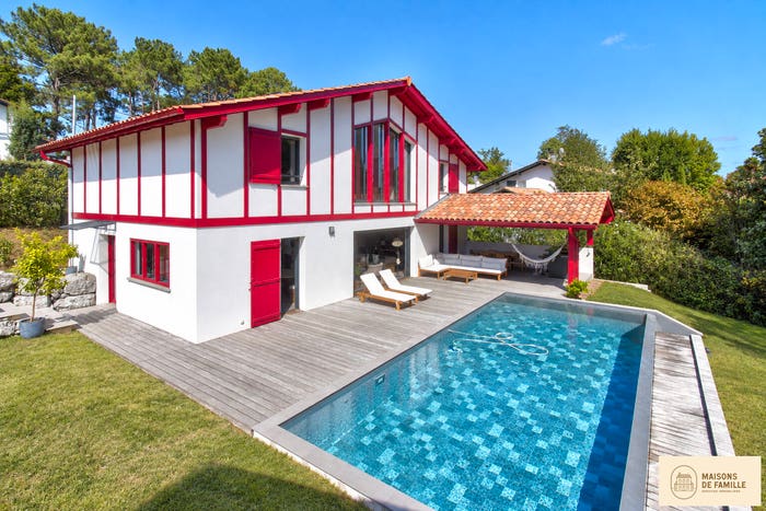 Maison 8 pièces à vendre à Arcangues