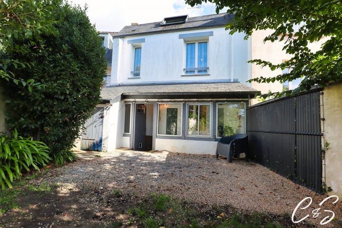 Maison 5 pièces à vendre à Pont-l'Abbé