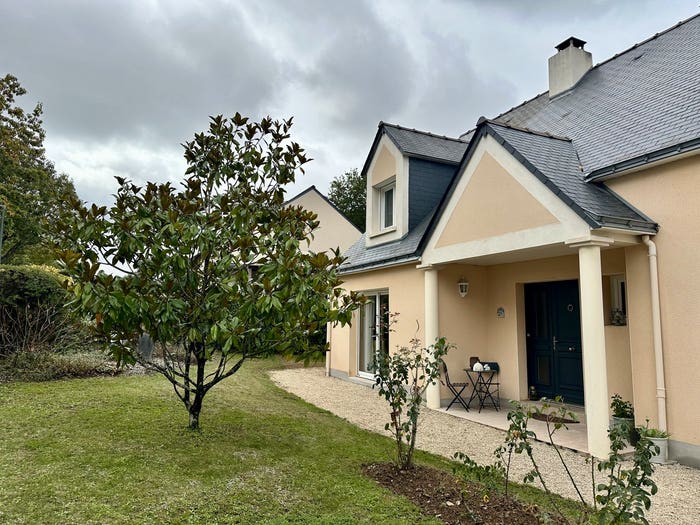Carquefou, Centre-ville, Charbonneau, Châteaubriand, Bois Saint-Lys : Maison 7 pièces à vendre