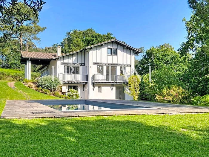 Bassussarry : Maison 7 pièces à vendre