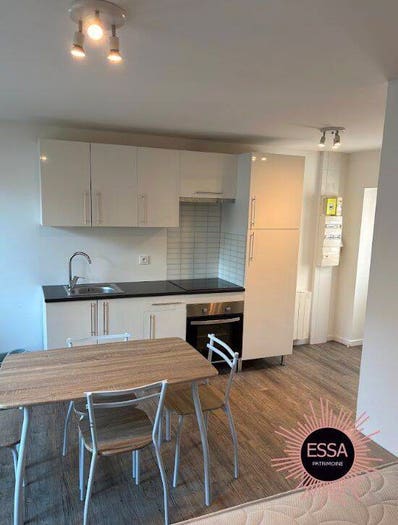 Appartement 1 pièce à Mézières-sur-Seine, à louer