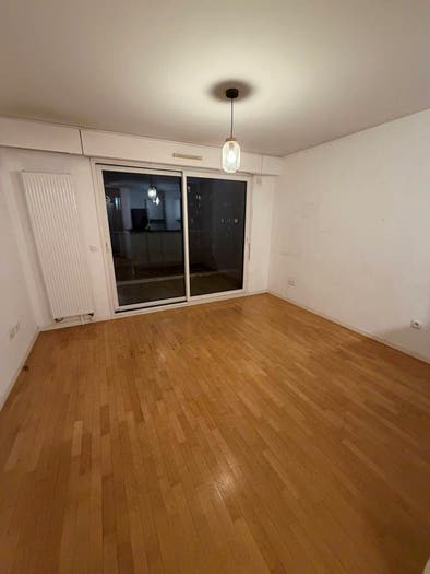 Danube-Porte des Lilas, Paris 19ème arrondissement : Appartement 2 pièces à louer